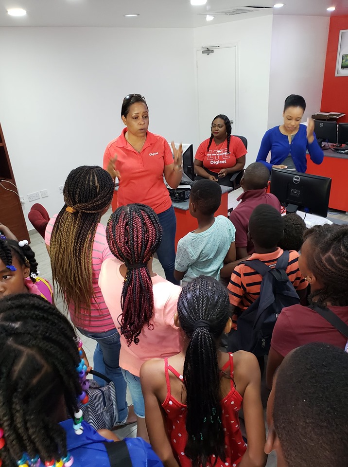 President’s Charities Foundation Inc. Hosted School Children to a ...