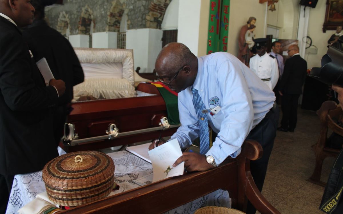 Funeral Service of Arnold Conrad Active – DOM767
