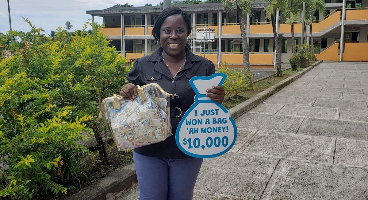 Grand Bay primary school teacher wins final Flow ‘Bag Ah Money’ – DOM767