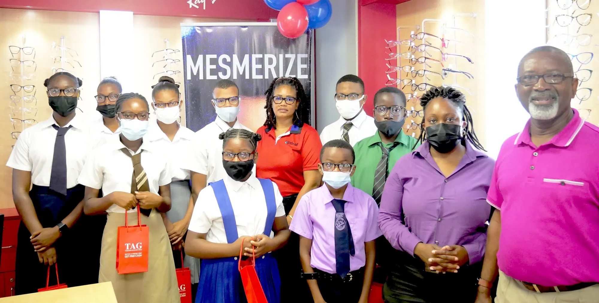 Courts Optical Gifts 100 Pairs of FREE Glasses to Students – DOM767