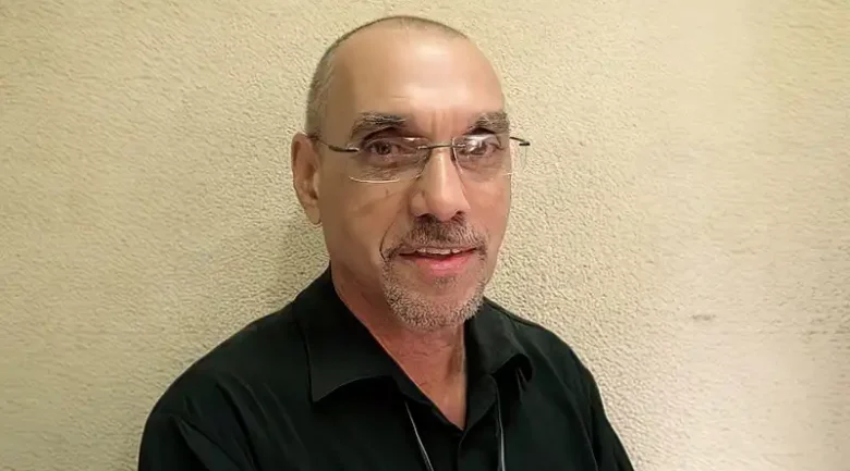 Alwin Bully – DOM767