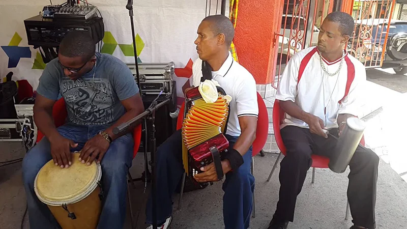 Dominica’s Jing Ping – DOM767