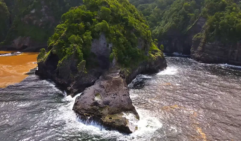 Glasi Pool: Hidden Gem – DOM767