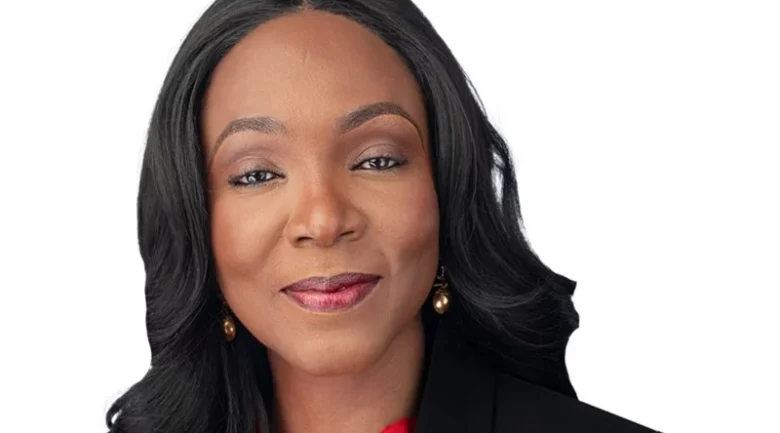 Cassandra Williams – DOM767